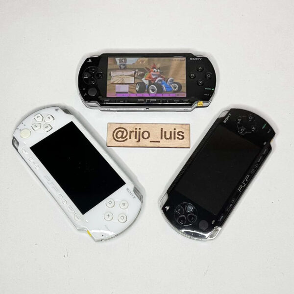Consoles 4 Fun – Custom consoles full of fun inside them. And hours and ...